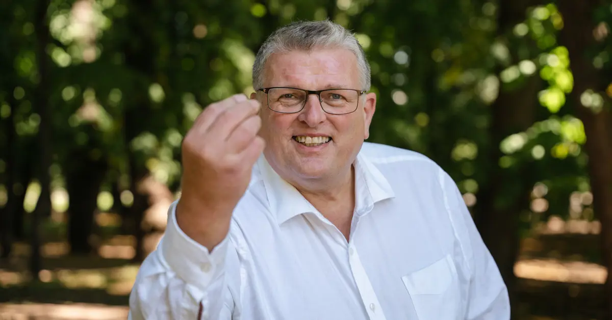 Stiller ikkje til gjenval