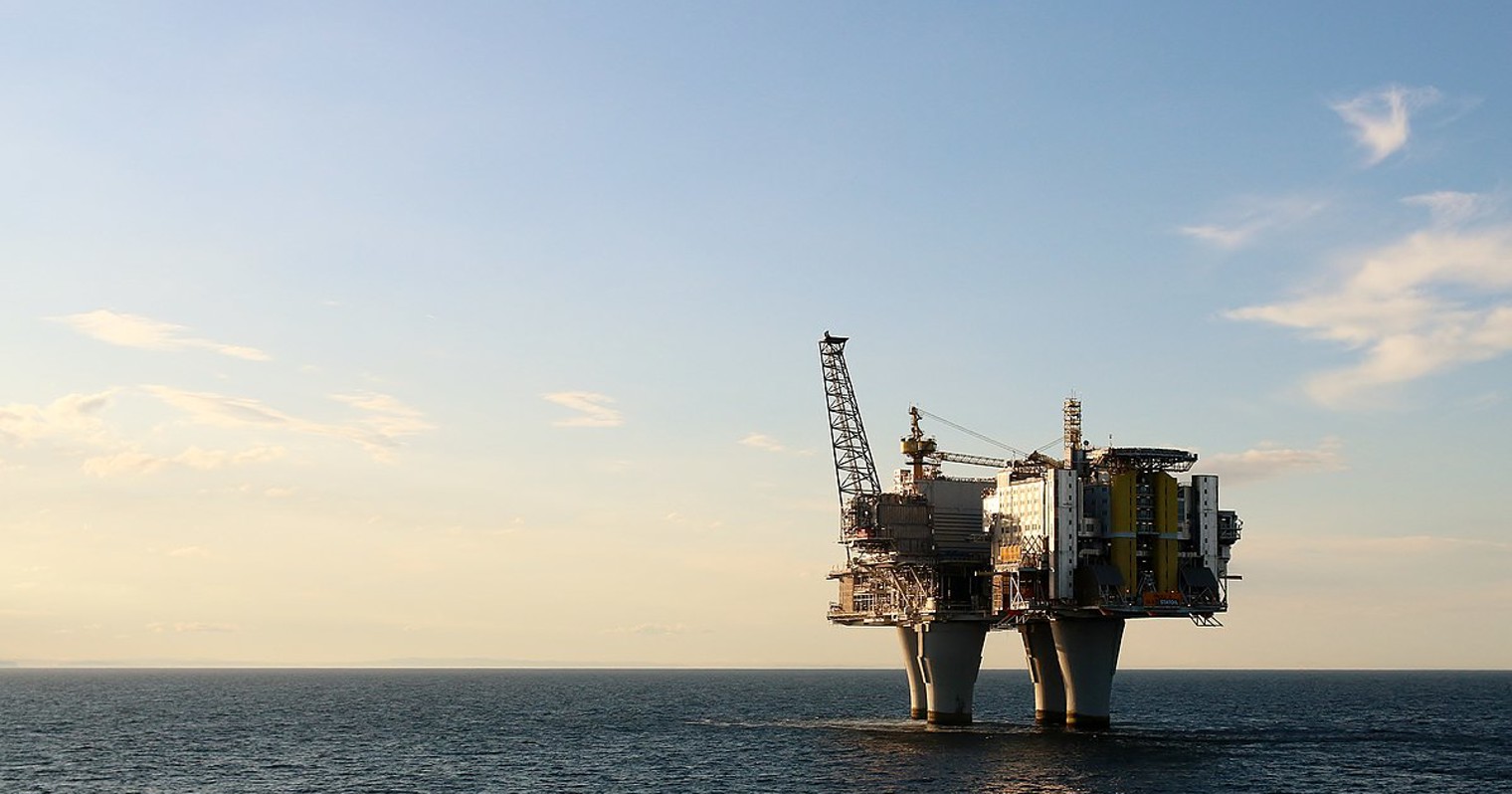 Plugging and abandonment of oil wells - current trends and new perspectives